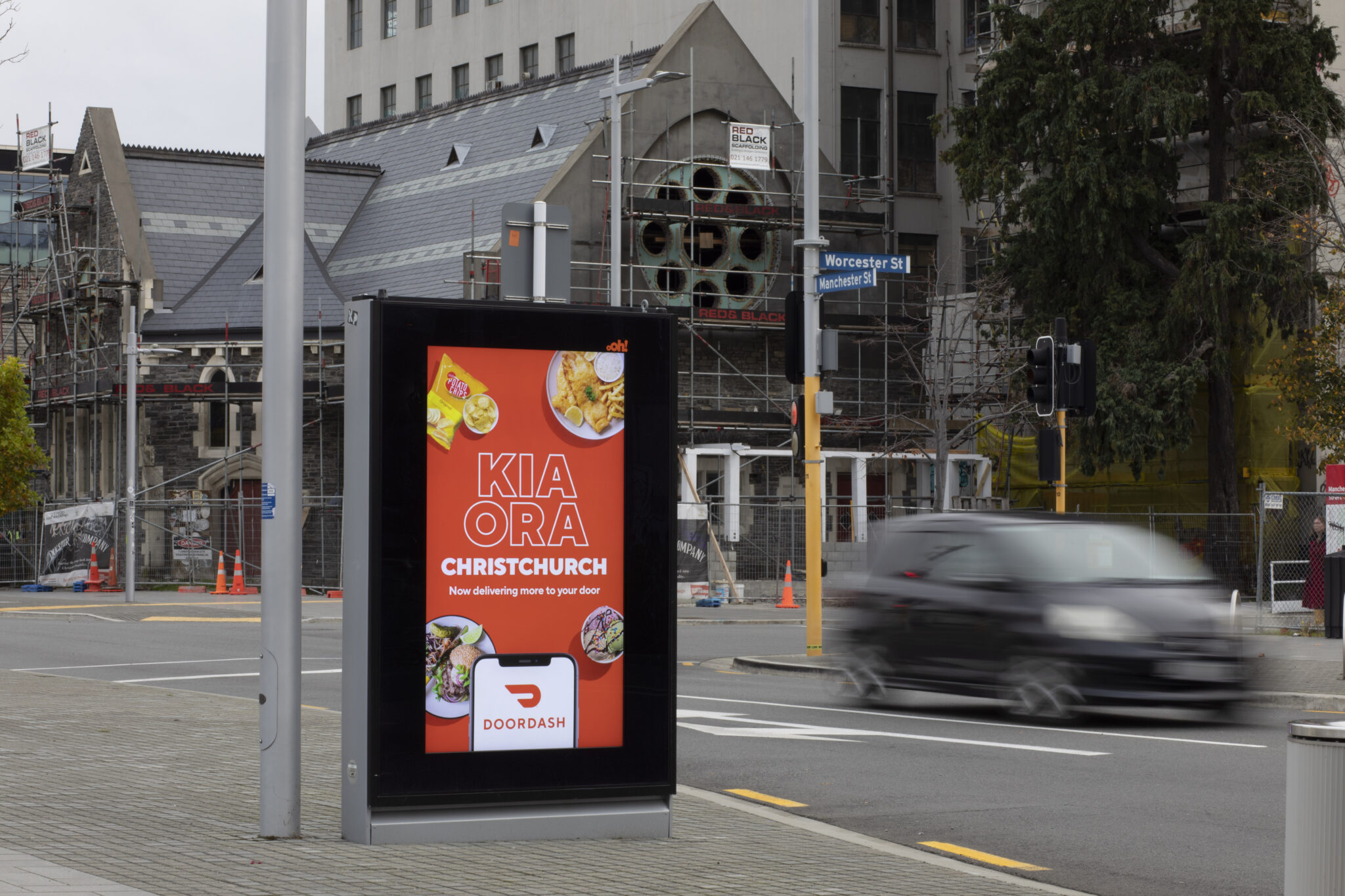 Impactful Out of Home Solutions for Brands | oOh!media